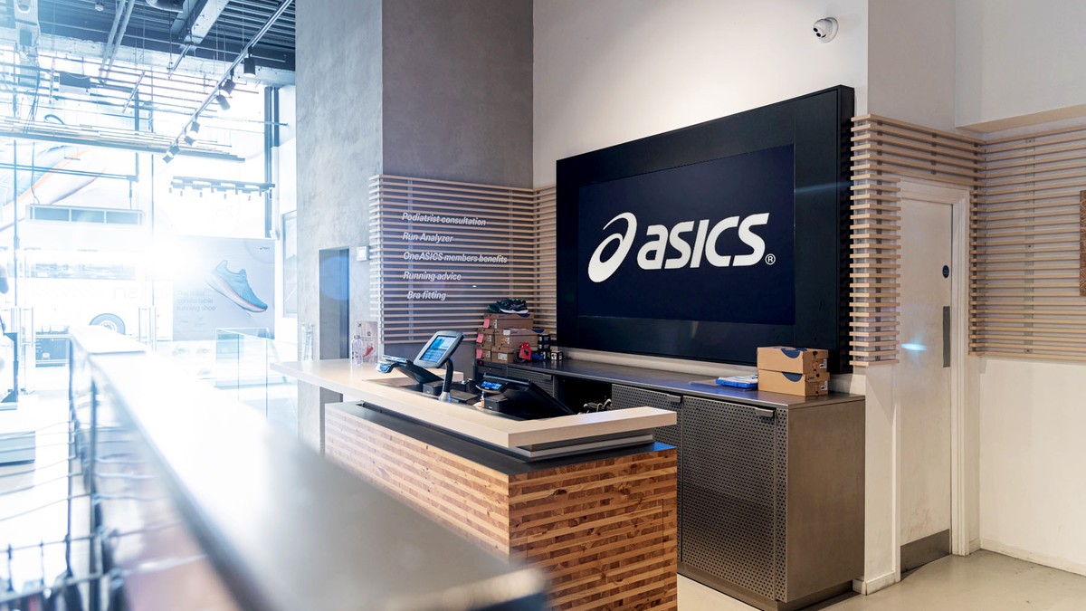 studio 38 – Work – ASICS: Refit London Oxford Street