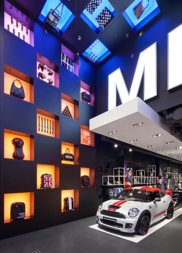 studio 38 – Work – MINI: Pop-Up Store London Westfield